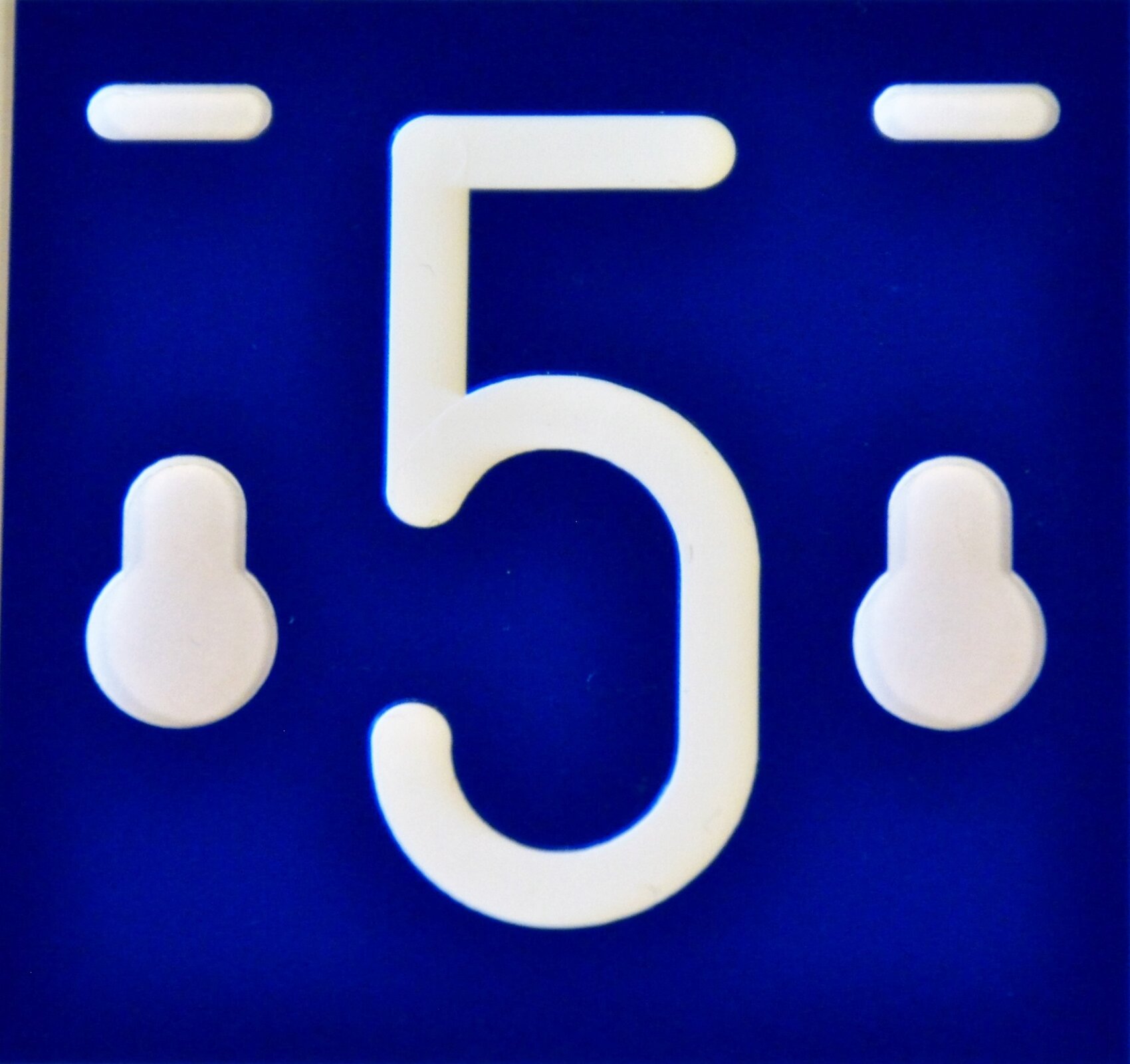 Merkeskilt blå 5 64x64x3,2mm tosidig | Melbye